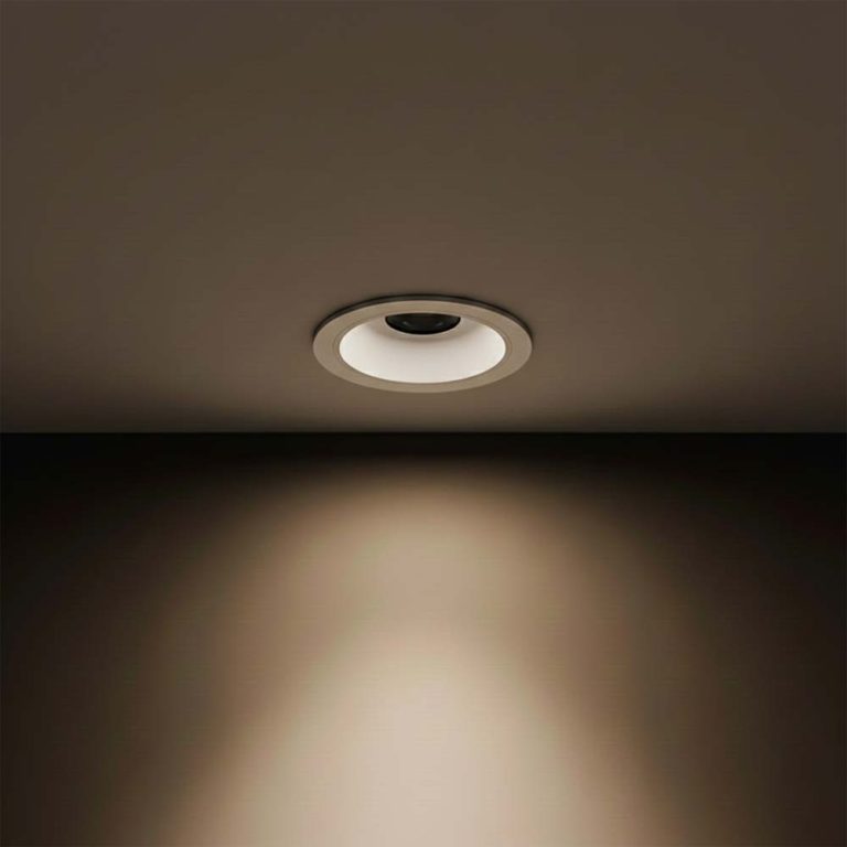 Smart Spotlight – Soven – Outsmart